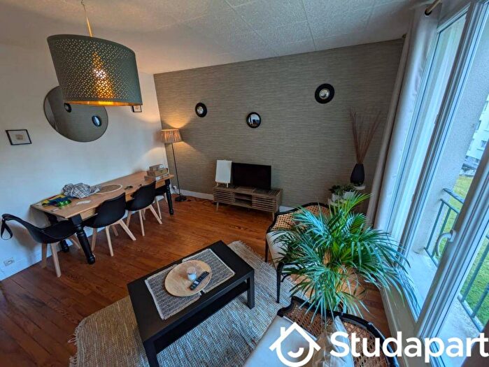 Appartement à louer - Porsmeur-Pors An Trez-Kernegues, Morlaix - 1 pièce - 1 chambre