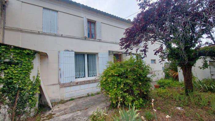 Saint-Estèphe : Maison 7 pièces à vendre