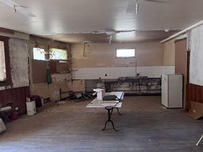 Maison à vendre - Vautorte - 9 pièces - 7 chambres