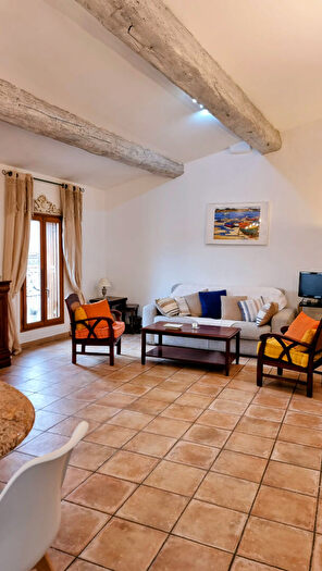 Appartement à louer - Aigues-Mortes - 3 pièces - 2 chambres