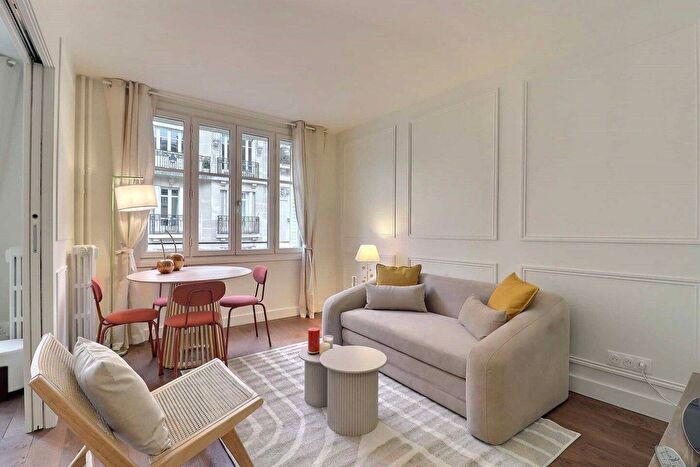 Appartement à louer - Ternes-Maillot, Paris ème arrondissement - 2 pièces - 2 chambres