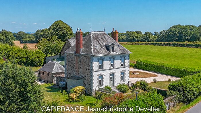 Saint-Denis-de-Gastines - Maison 7 pièces à vendre