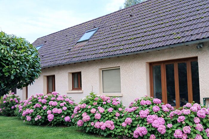 Maison à vendre - Chanteix - 5 pièces - 3 chambres