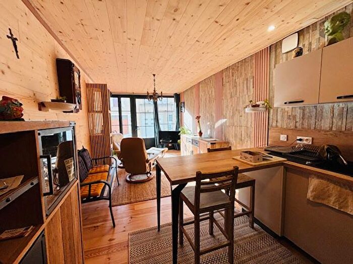 Maison à vendre - Beauzac - 4 pièces - 3 chambres