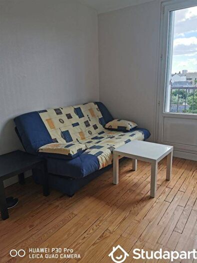 Appartement à louer - Chalâtres, Nantes - 1 pièce - 1 chambre