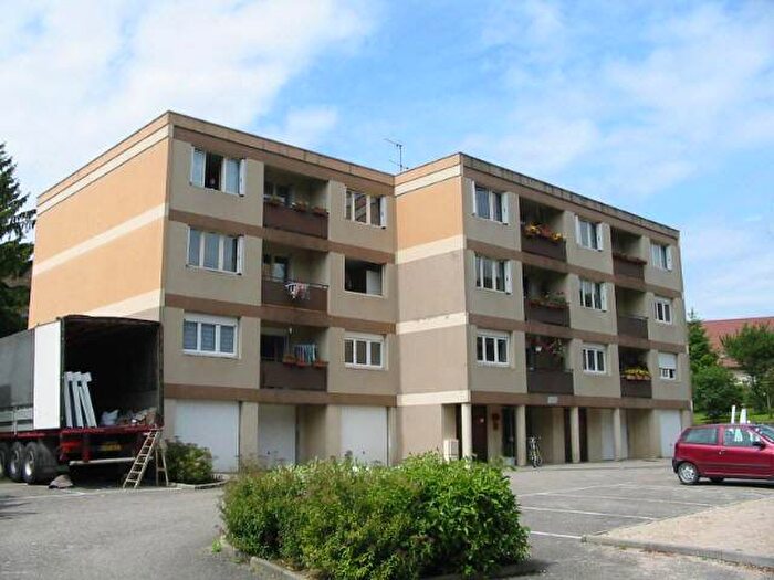 Appartement à louer - Jujurieux - 4 pièces - 3 chambres