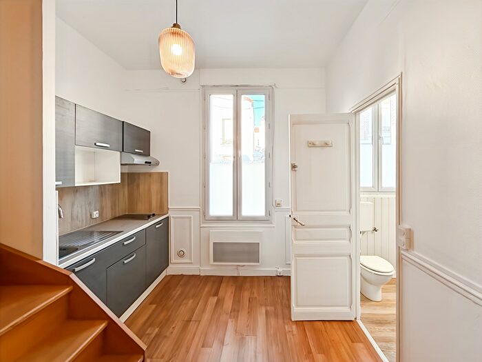 Appartement à vendre - Asnières-sur-Seine, Gresillons, Voltaire - 3 pièces - 2 chambres