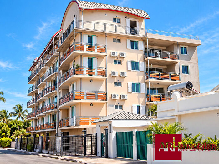 Le Port, Centre-ville : Appartement 2 pièces à vendre