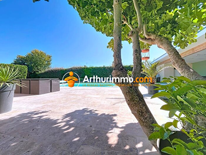 Maison à vendre - Bourgoin-Jallieu, Montbernier, Côteaux - 5 pièces - 4 chambres