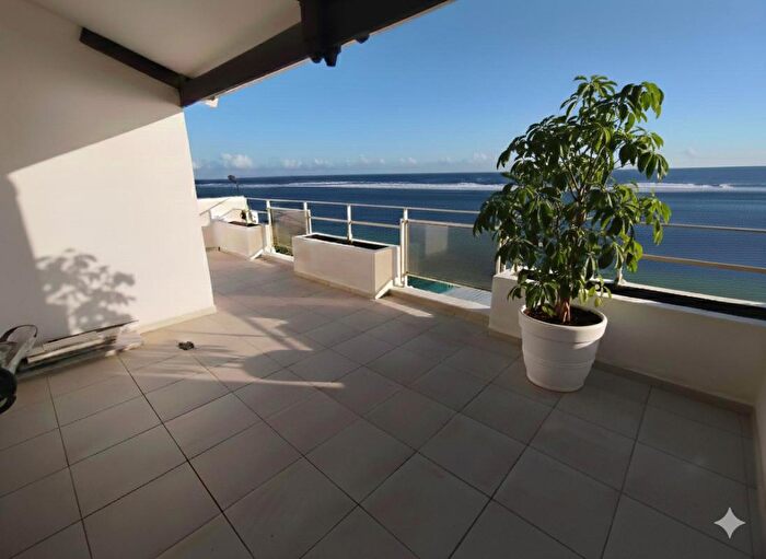 Appartement à louer - Saint-Pierre, La Ravine Blanche, Front de Mer - 2 pièces - 1 chambre