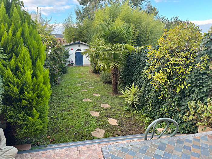 Maison à vendre - Le Bouscat, La Garenne, Carnot - 4 pièces - 3 chambres