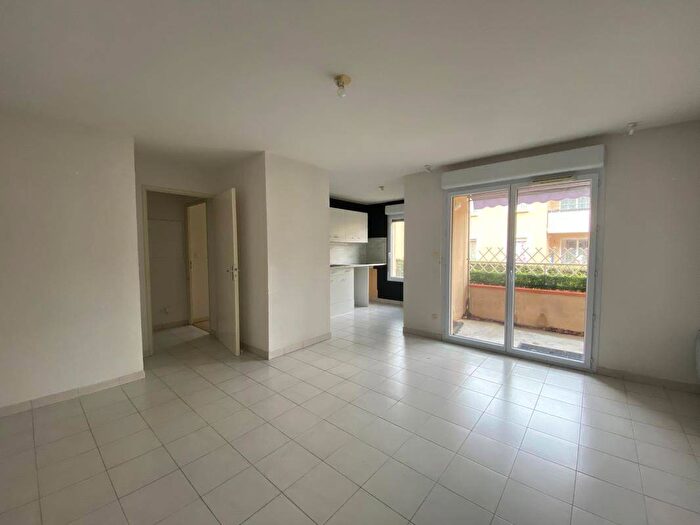 Appartement à louer - Sud, Caussade - 2 pièces - 1 chambre