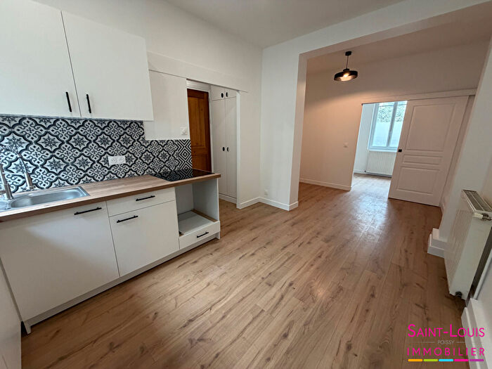 Appartement 2 pièces à Poissy, Centre-ville, à louer