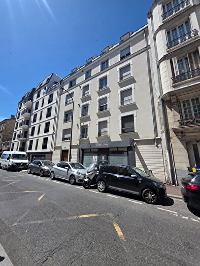 Appartement 1 pièce à Suresnes, Carnot, Gambetta, à louer