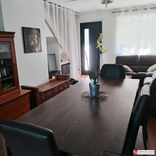 Maison 5 pièces à Ambarès-et-Lagrave, Centre-ville, Lagrave, Les Erables, Chêne Vert, à vendre