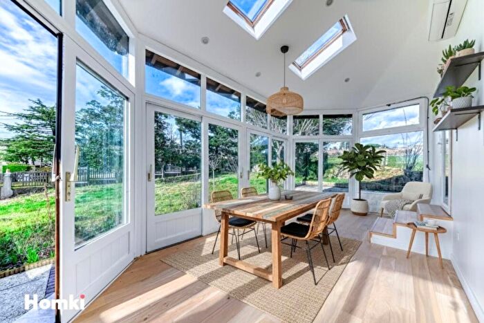 Sainte-Consorce : Maison 6 pièces à vendre