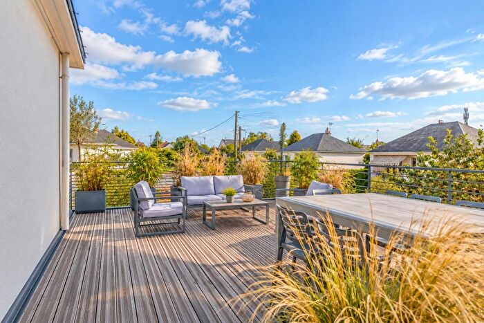 Maison 6 pièces à Saint-Cyr-sur-Loire, Grosse Borne, à vendre
