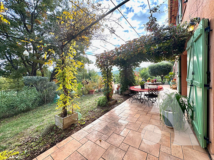 Maison à vendre - Villecroze - 6 pièces - 4 chambres