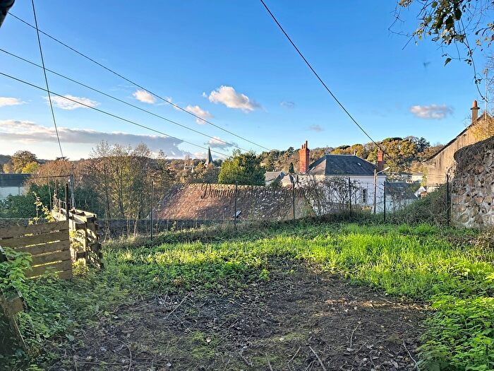 Saint-Paterne-Racan : Maison 3 pièces à vendre