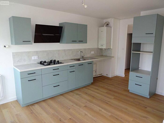 Cotterets, Fougères - Appartement 4 pièces à louer