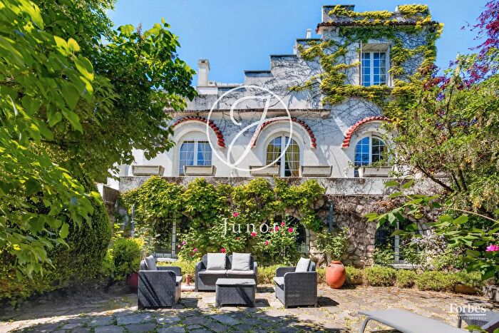 Maison 10 pièces à vendre à Suresnes, Plateau Ouest