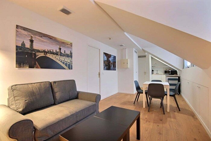 Elysées-Madeleine, Paris 8ème arrondissement : Appartement 1 pièce à louer