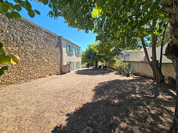 Maison 4 pièces à Jonquières-Saint-Vincent, à vendre