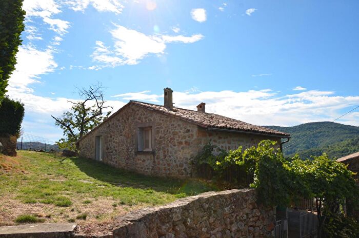 Issamoulenc - Maison 7 pièces à vendre