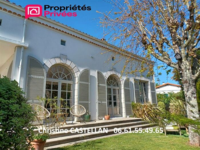 Maison à vendre - Vaux-sur-Mer - 7 pièces - 5 chambres