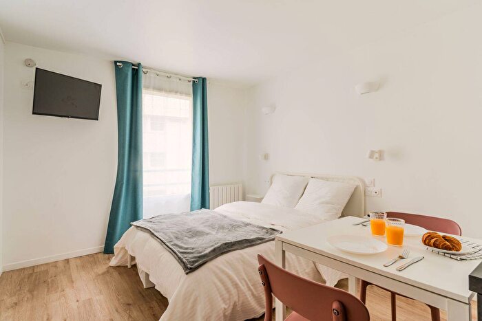 Faubourg de l'Arche, Courbevoie - Appartement 1 pièce à louer