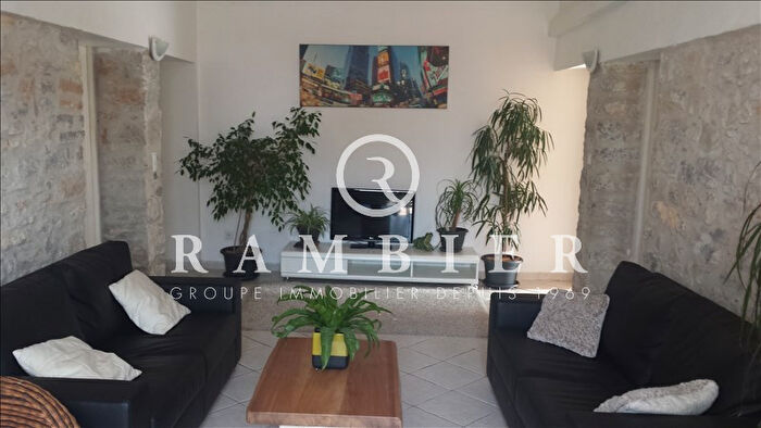 Maison à louer - Fontanès - 4 pièces - 2 chambres