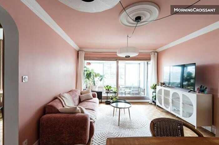 Appartement à louer - Montessuy, Caluire-et-Cuire - 4 pièces - 3 chambres