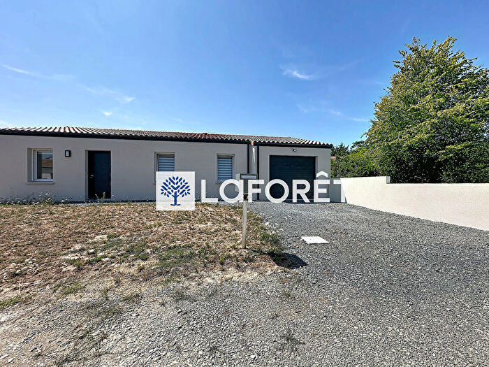 Maison 4 pièces à louer à Voulmentin, Voultegon