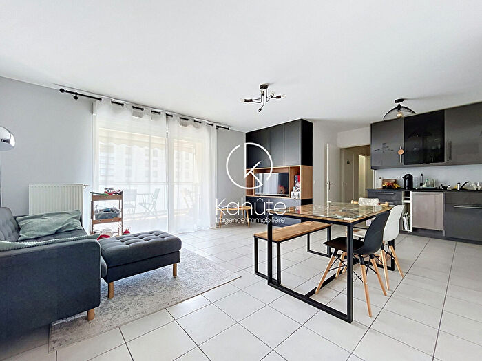 Villeurbanne, Les Poulettes : Appartement 3 pièces à vendre