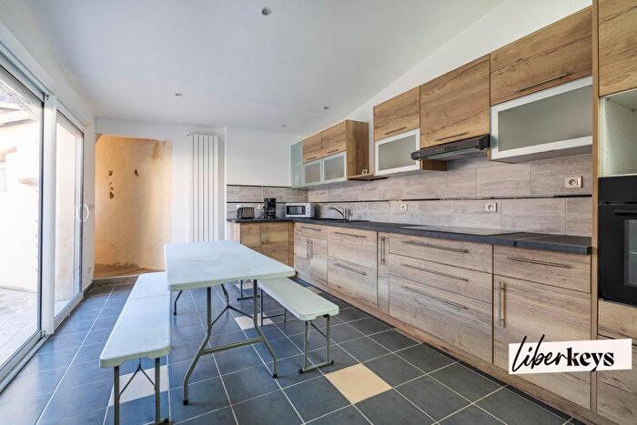 Maison à vendre - Marcoussis - 8 pièces - 5 chambres