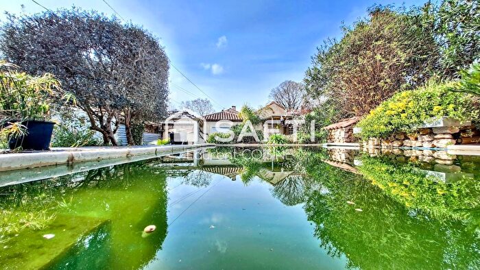 Maison à vendre - Marseille e , Sainte-Marthe - 4 pièces - 3 chambres