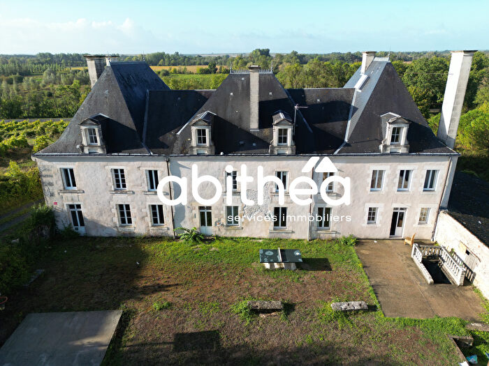 Maison 17 pièces à Dompierre-sur-Charente, à vendre
