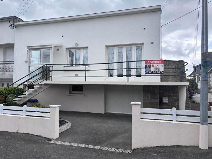 Maison 5 pièces à Baud, à vendre