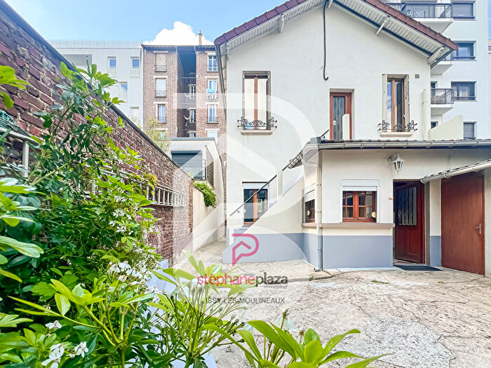 Maison à vendre - Issy-les-Moulineaux, Centre-ville, Corentin Celton, Les Varennes - 6 pièces - 4 chambres