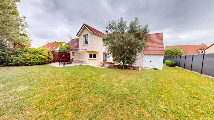 Maison à vendre - Chevannes - 8 pièces - 5 chambres