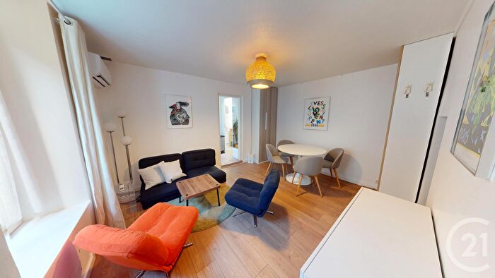 Appartement 2 pièces à vendre - Fontainebleau, Centre-ville