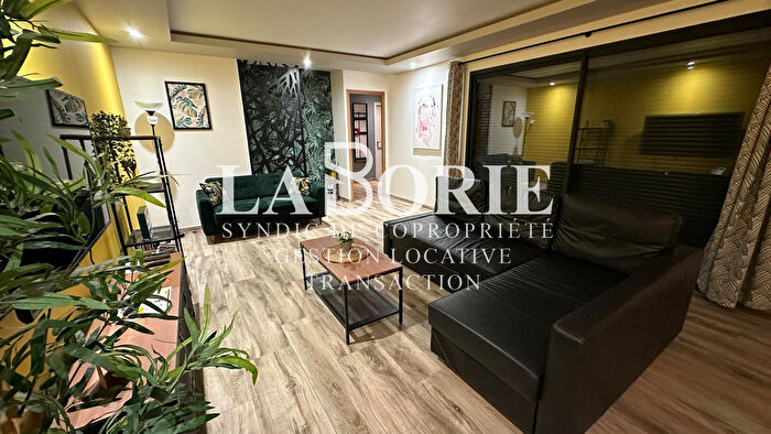 Maison à louer - Les Angles - 4 pièces - 2 chambres