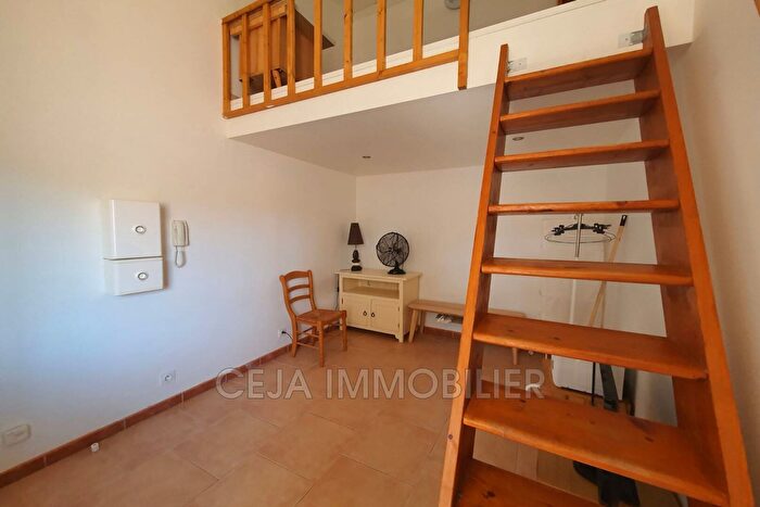 Centre Ancien, Draguignan - Appartement 1 pièce à louer