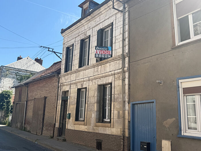 Maison 5 pièces à Poix-de-Picardie, à vendre