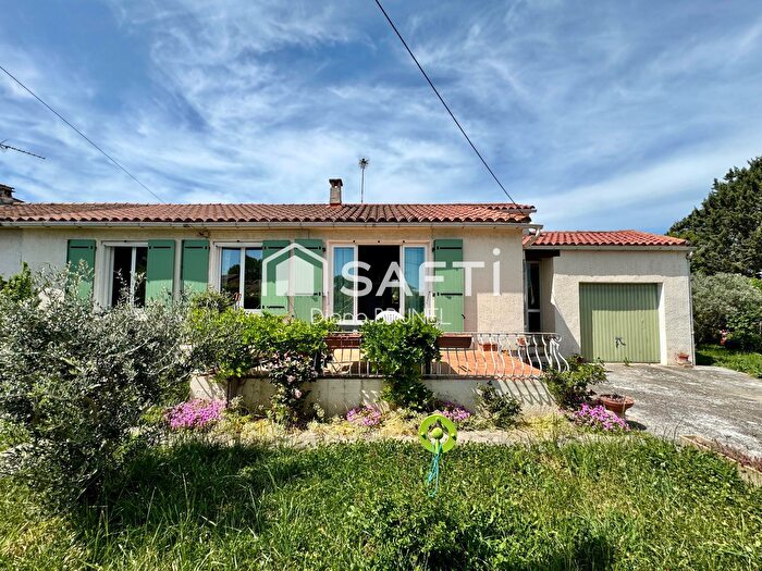 Le Puy-Sainte-Réparade : Maison 4 pièces à vendre