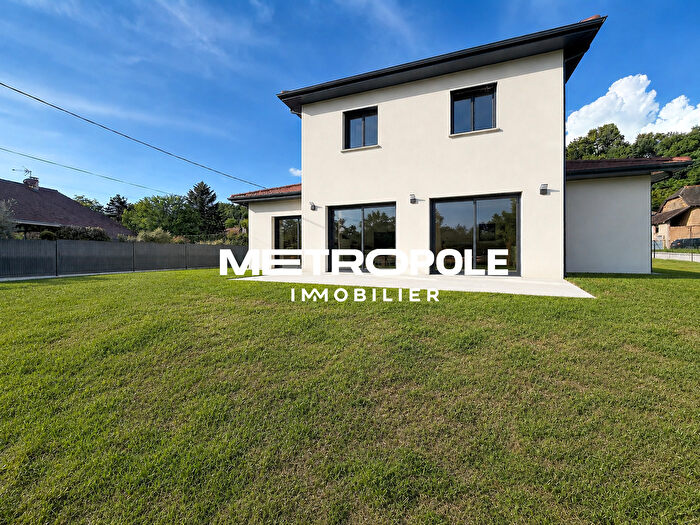 Saint-Chef : Maison 5 pièces à vendre