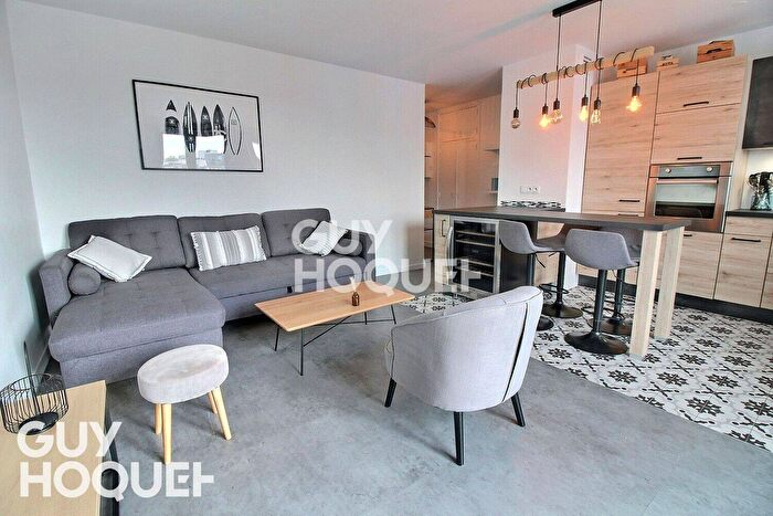 Lion dOr, Villejuif : Appartement 2 pièces à louer