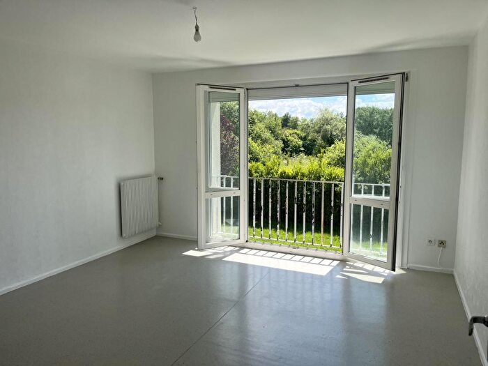Saint-Loup-sur-Semouse : Appartement 6 pièces à louer
