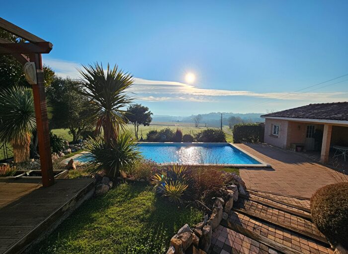 Maison à vendre - Drémil-Lafage - 5 pièces - 4 chambres