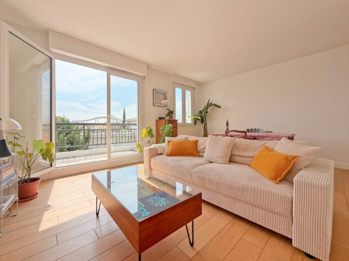 Asnières-sur-Seine, Centre-ville - Appartement 4 pièces à vendre